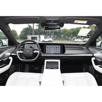 Cina 2024 Xpeng P7 5 posti 2WD Energy Car Auto con sterzo sinistro in nero/rosso/bianco in vendita