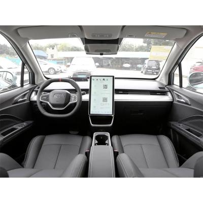China 2022 Neta V 300 Lite 4-wiel elektrisch voertuig met 5 zitplaatsen en een maximaal vermogen van 120 kW Te koop