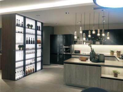 Cina Arredamento Led Light Ripiani in alluminio Montaggio a parete Ripiani a parete appesi Ripiani per vini per la casa in vendita