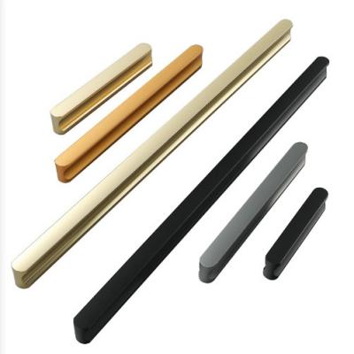Cina Source Factory Modern Simple Wardrobe Gold Handle Cabinet Door Handle Cabinet Drawer Extension Black Handle in vendita