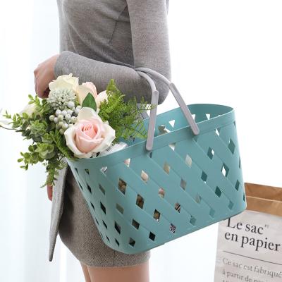 China Simple Argyle Storage Basket Plastic PP Portable Shopping Basket Kitchen Vegetables Fruits Shopping Basket for sale