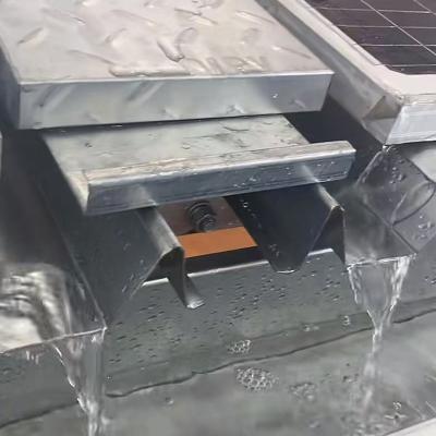 Cina Canali di drenaggio di metallo solare per il tetto personalizzabili in vendita