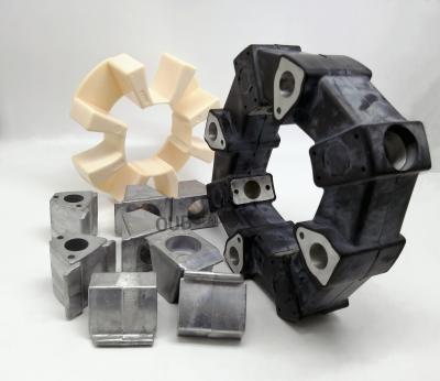 Cina il collegamento di gomma dell'accoppiatore della frizione di Engine Drive Coupling 50A 50H dell'escavatore 07000-B5165 incolla 07000-15105 07000-15130 in vendita