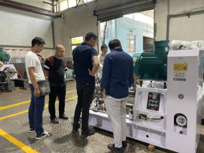 Cina Macchine per la lavorazione della sabbia ad alta efficienza con finezza di macinazione regolabile da 0,2 a 30 μm in vendita