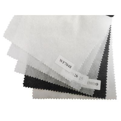 Cina Easy Iron On Fabric Interlining fusibile a doppio/singolo punto per abbigliamento fai da te Materiale per bambole in vendita