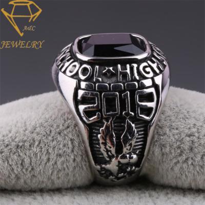 China Embossed University Customized Class Rings for sale