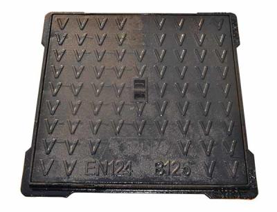 China Light Duty Square Cast Iron Manhole Cover Concrete Lawn Manhole Cover 700 X 700 for sale