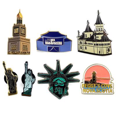 China Hard Soft Emaille Pin Badge Custom American Statue Metalen Badge En Knop for sale