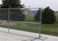 China 7.5ft Galvanized Temporary Wire Mesh Fence Panel 2x4in Mesh for Crowd Control for sale